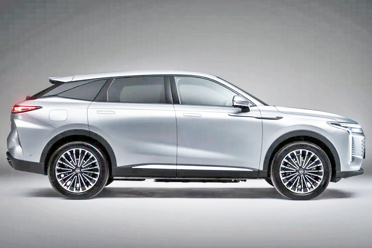 벤츠 압도한 럭셔리 SUV.. 주행거리 '1,200km' 대박 성능에 아빠들 '깜짝' - 트래피카