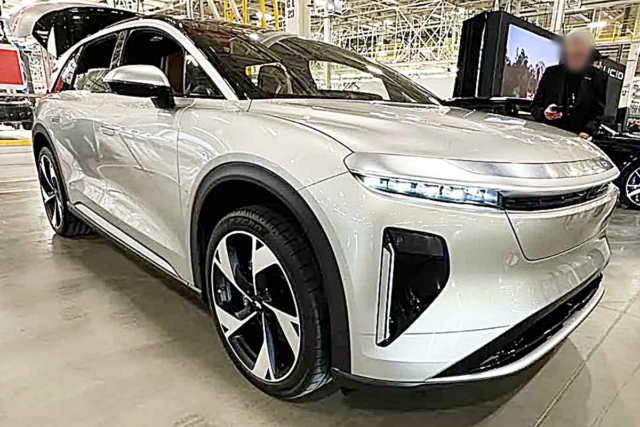 아이오닉 9 '가볍게 압도'.. '주행거리 700km, 800마력' 괴물 SUV 나왔다 - 트래피카