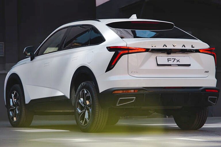 "쏘렌토 보다 싸게 팔겠다".. 파격 선언한 중형 SUV, 공개부터 업계 '들썩' - 트래피카